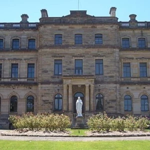 Signage Company in Riverview | Platinum Signs