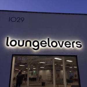 Lit Letters in Sydney, Melbourne and Canberra Australia - Platinum Signs